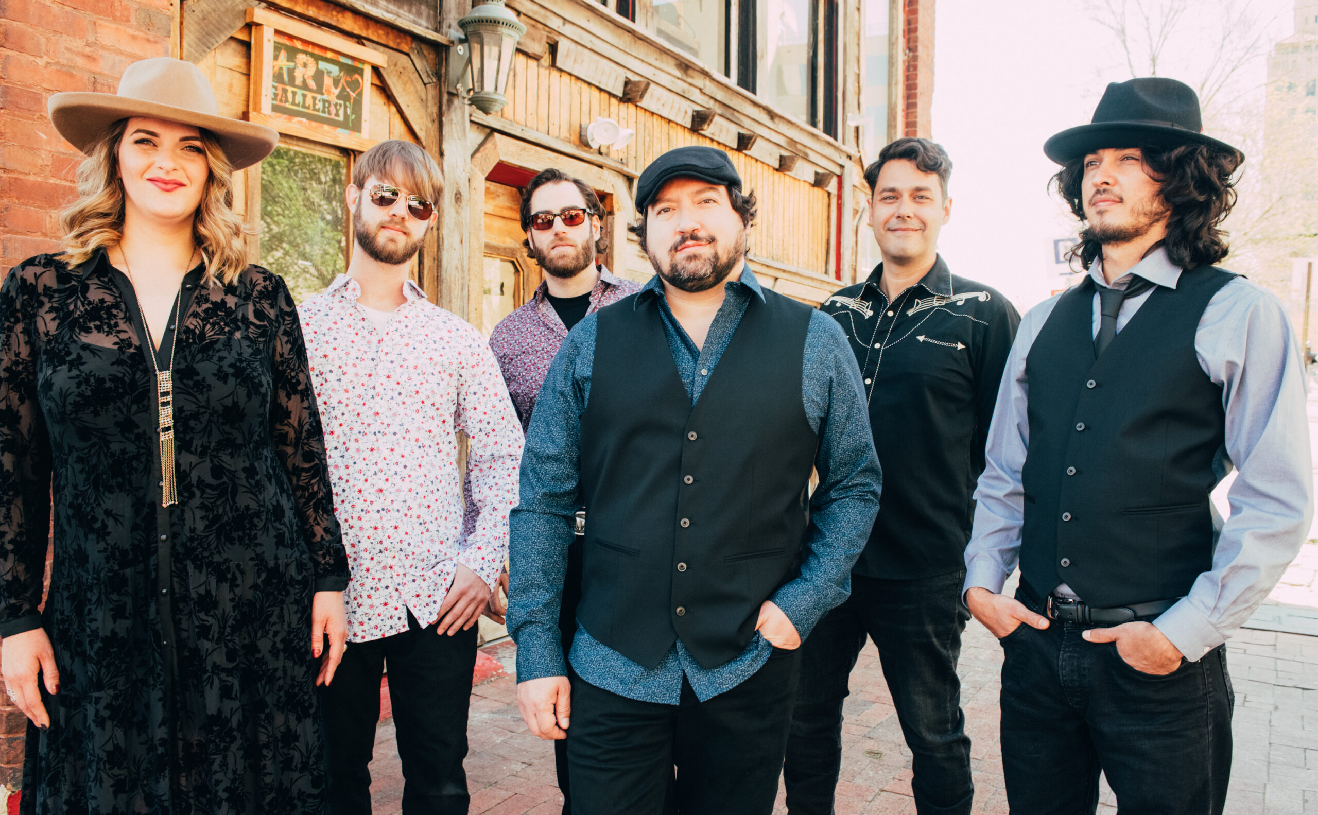 DIAMOND RIVER BAND - ECE